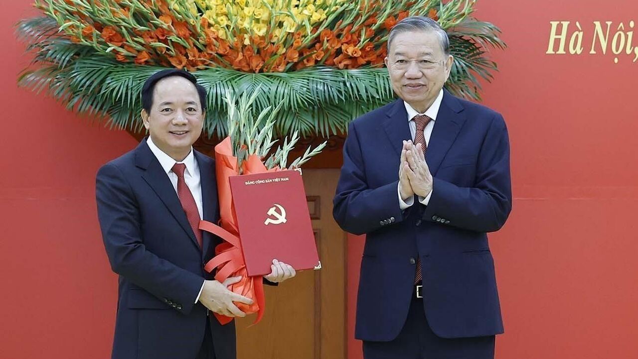 Đại tướng Trịnh Văn Quyết giữ chức Trưởng Ban Tuyên giáo và Dân vận Trung ương - 04.11.2025 ...