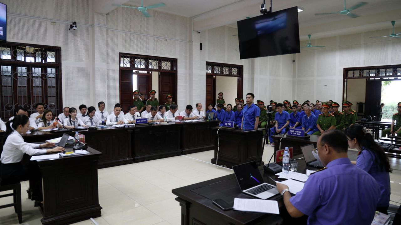 Đề nghị tử hình Bùi Đình Khánh - 15.05.2026, Sputnik Việt Nam